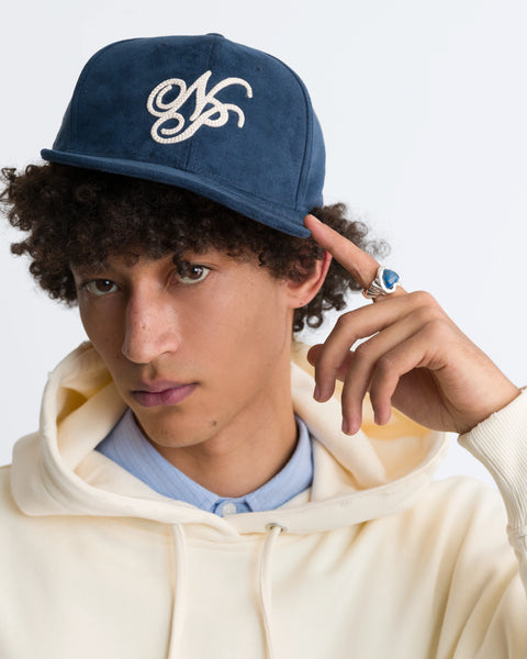 Script Cap Navy – Nude Project